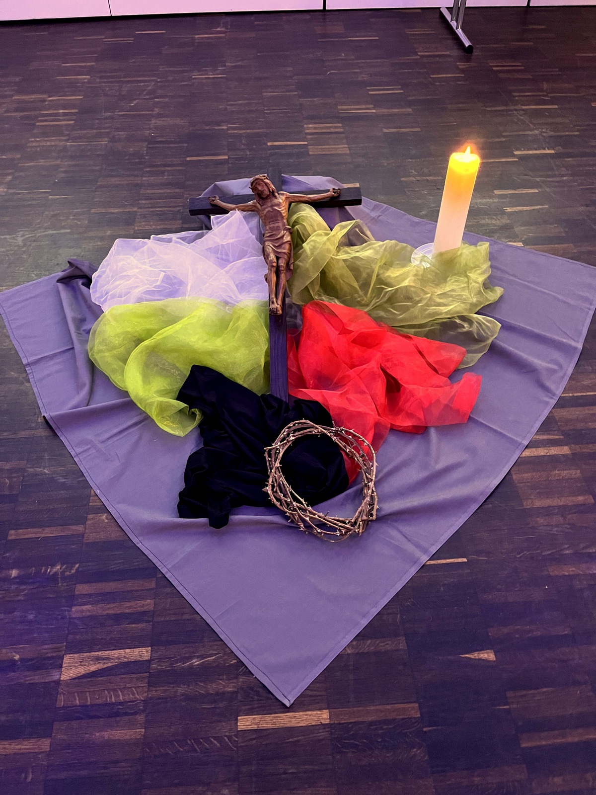 Künstliche Intelligenz gestaltet Kreuzwegandacht – Pastoraler Raum Börde-Egge